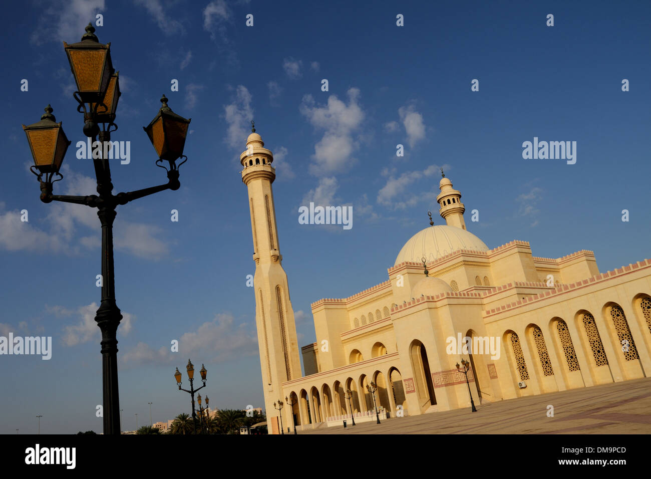 Exterior view of the Al-Fatih (Great) Mosque, Juffair, Kingdom of ...