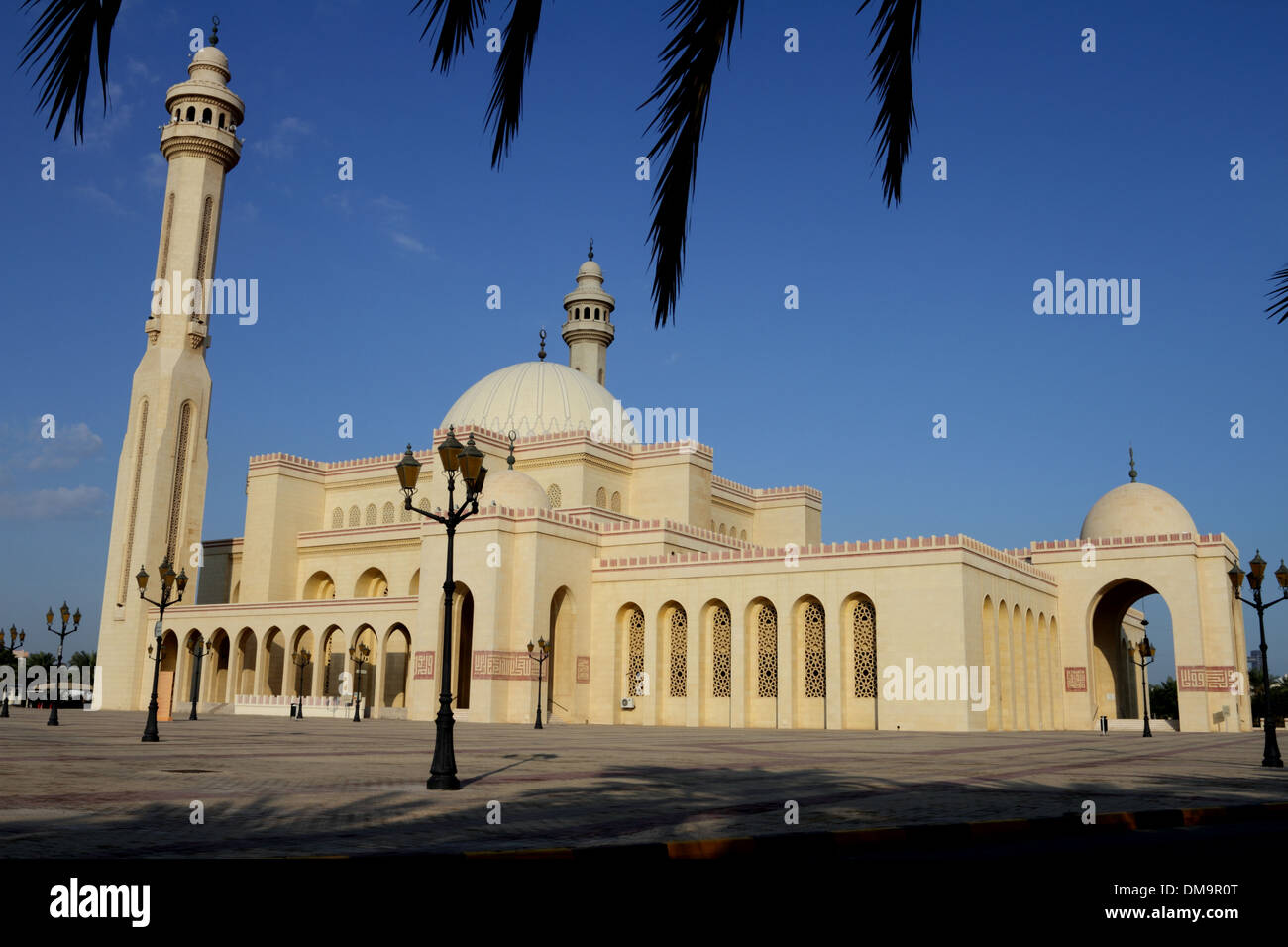 Exterior view of the Al-Fatih (Great) Mosque, Juffair, Kingdom of ...