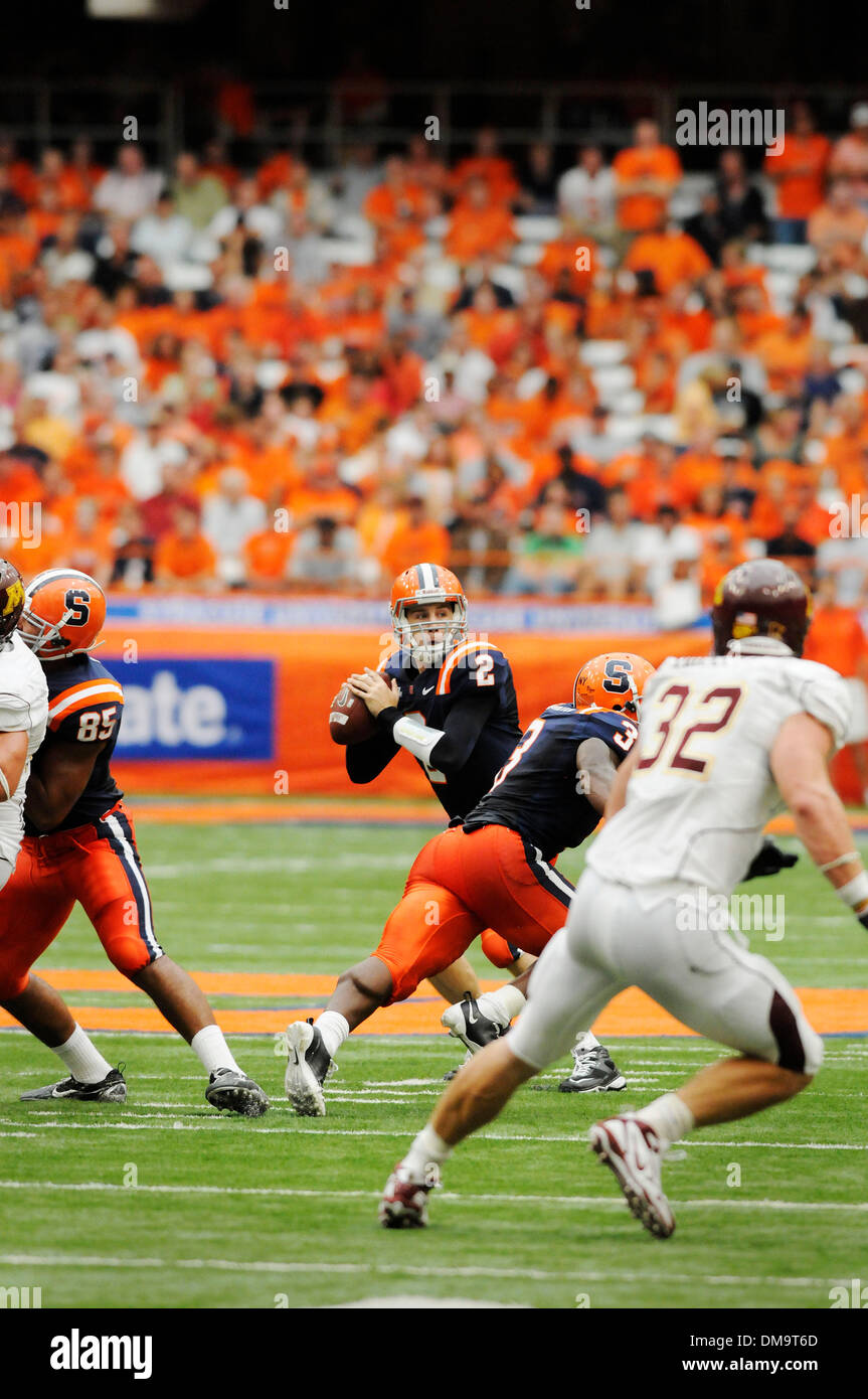 September 5, 2009: Syracuse quarterback Greg Paulus (#2) in action ...