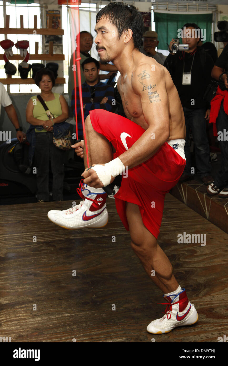 Nov 04, 2009 - Hollywood, California, USA - Six-Time World Champion ...