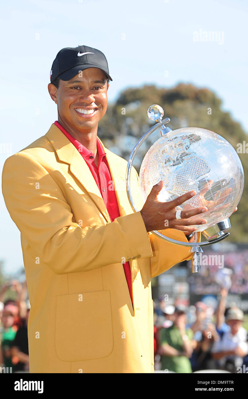 Australian masters golf trophy hi-res stock photography and images - Alamy