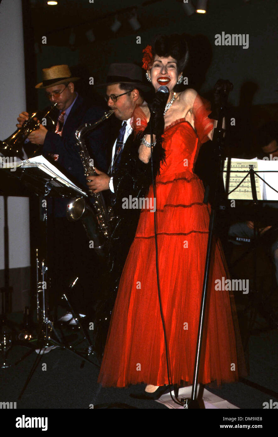 May 31, 2000 - Brooklyn, NY, USA - 5/31/2000 Peggy Cone & the Central ...