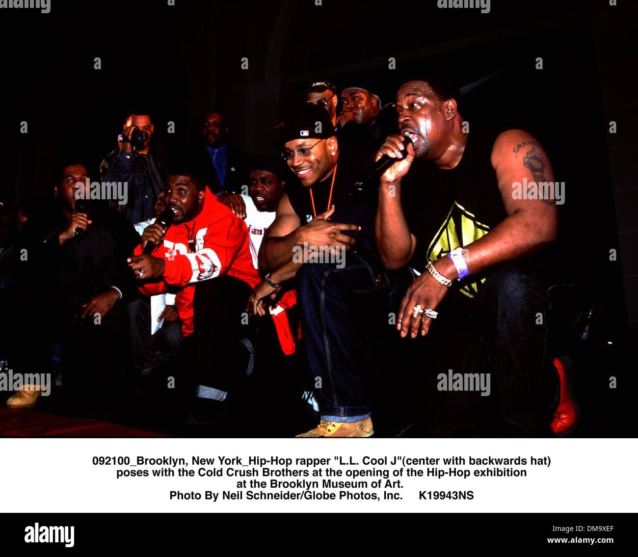 Rapper backwards hat hi-res stock photography and images - Alamy