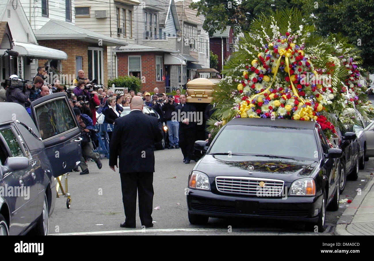 June 15, 2002 - New York, N.Y, USA - 6/15/02 Queens, New York John ...