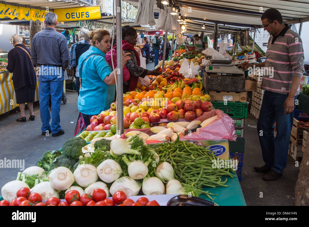 Raspail market hi-res stock photography and images - Alamy