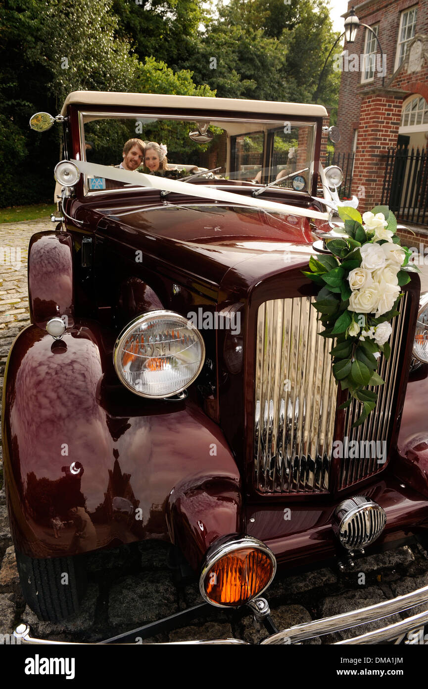 Vintage open top car hi-res stock photography and images - Alamy