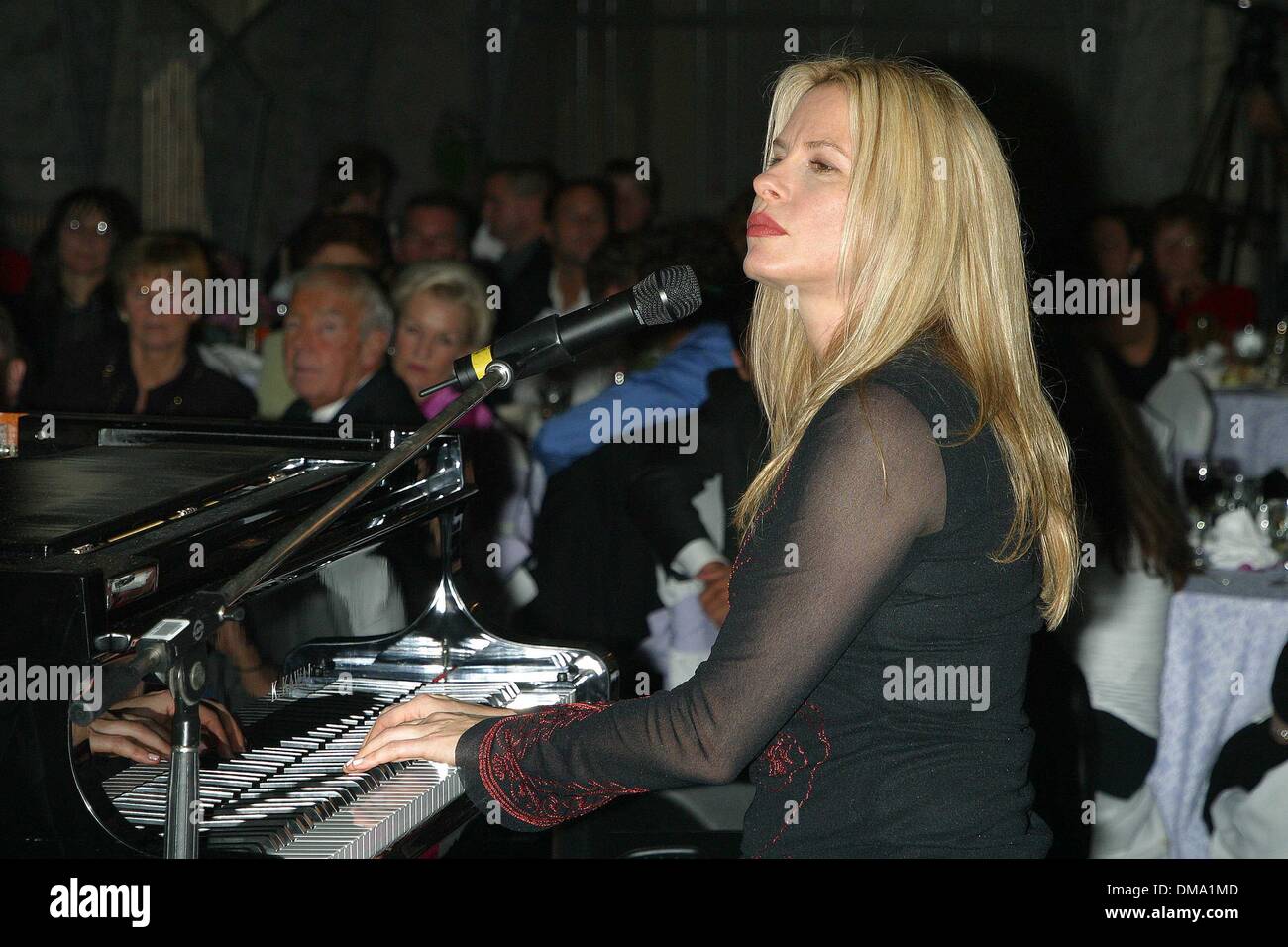 Vonda hi-res stock photography and images - Alamy