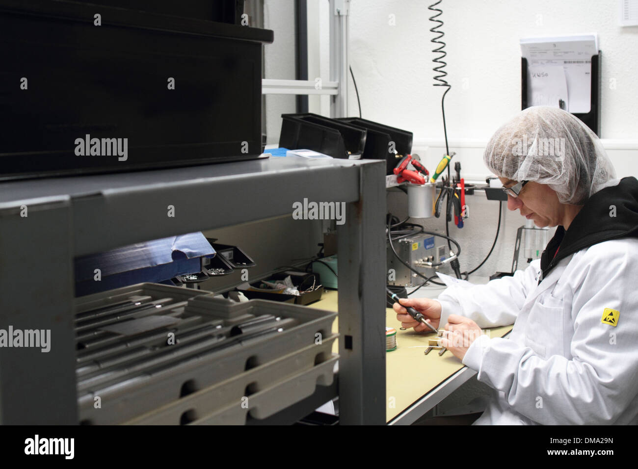 Microelectronics device hi-res stock photography and images - Alamy