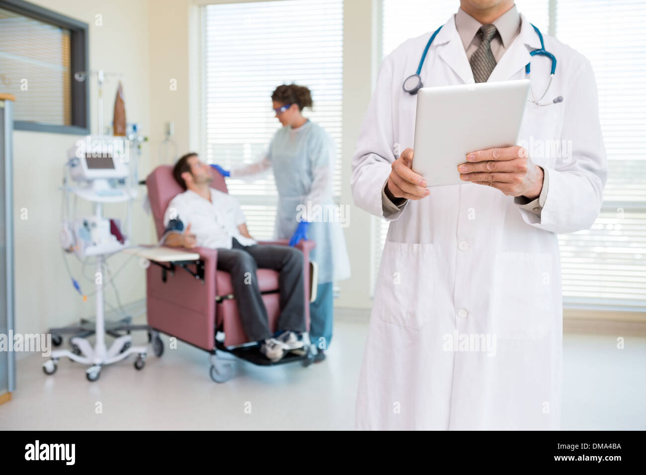 Chemo treatment room hi-res stock photography and images - Alamy