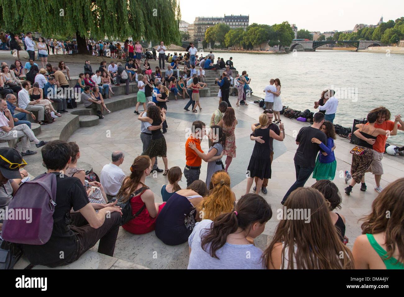 Parisian tango hi-res stock photography and images - Alamy