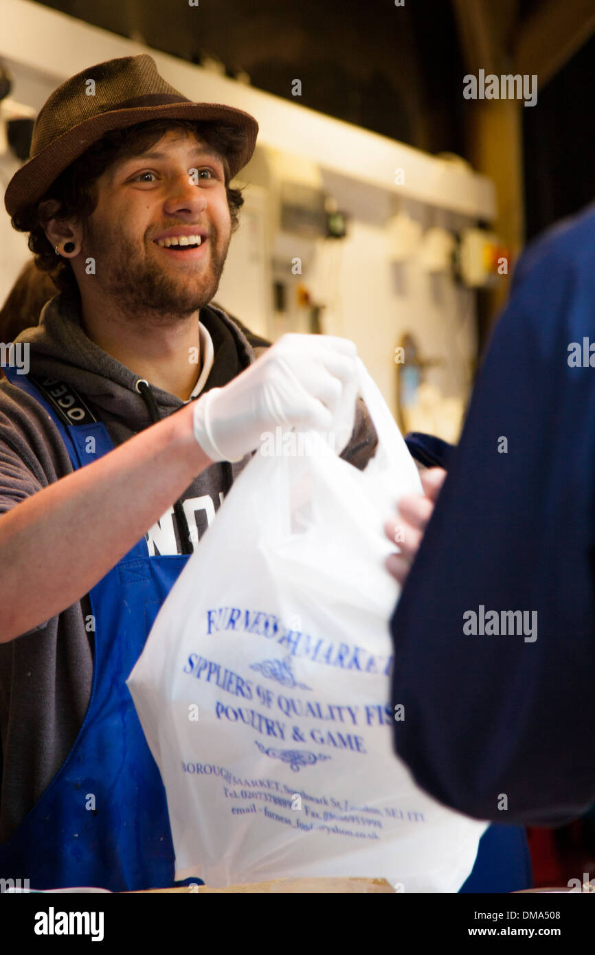 Fishmonger hi-res stock photography and images - Alamy