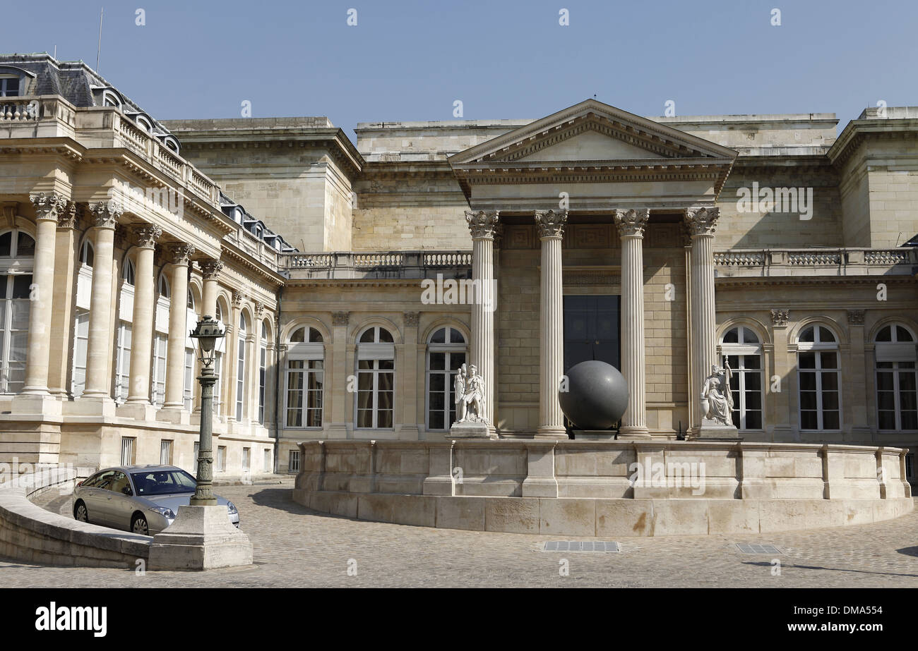 Paris: French National Assembly Stock Photo - Alamy