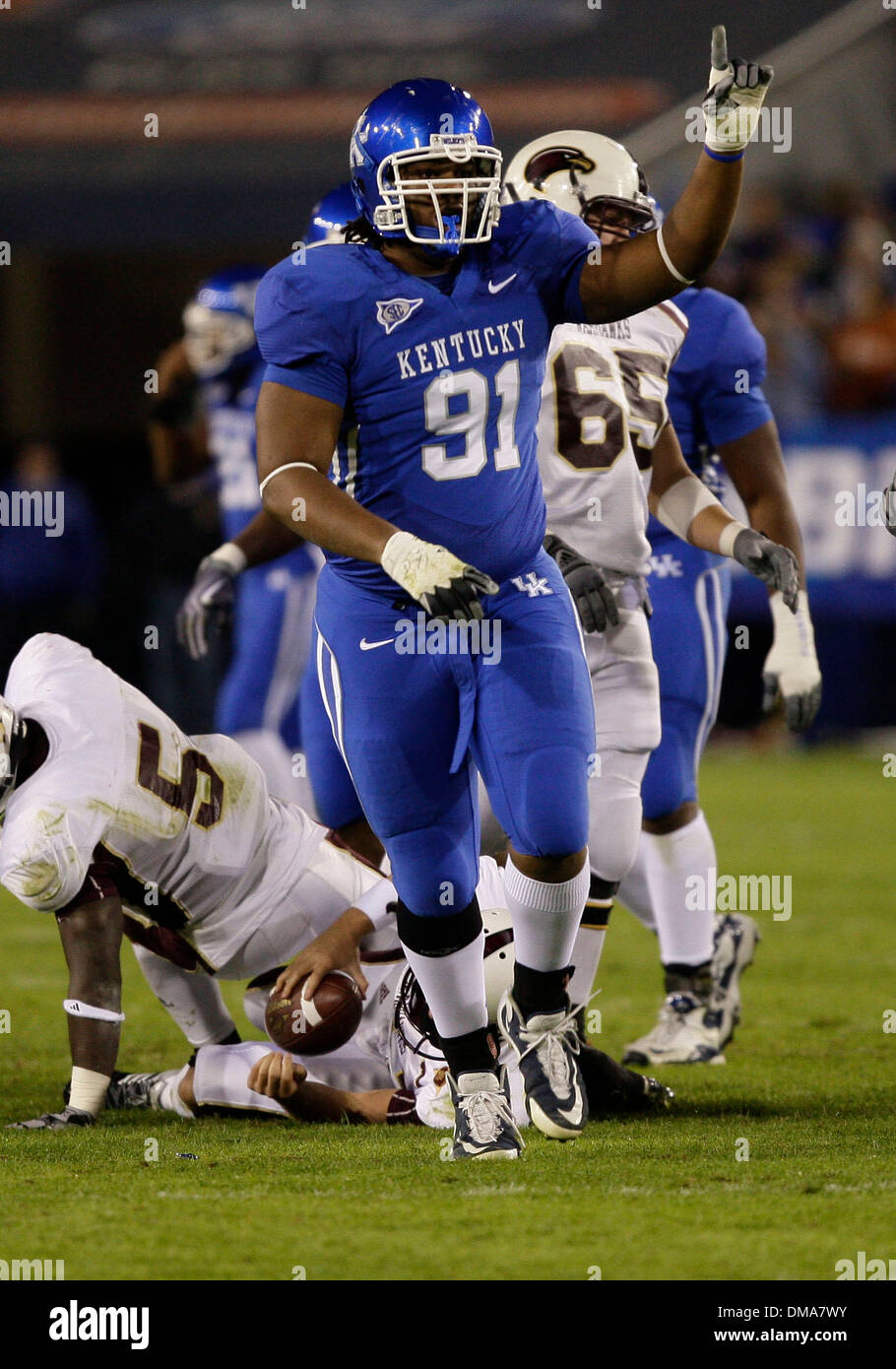 Kentucky's Corey Peters celebrated a sack of La. Monroe quarterback ...