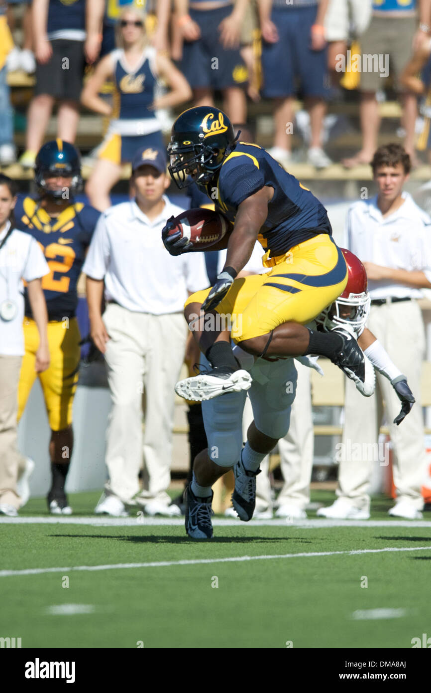 24 October 2009: Cal junior wide receiver Jeremy Ross jumps over a ...