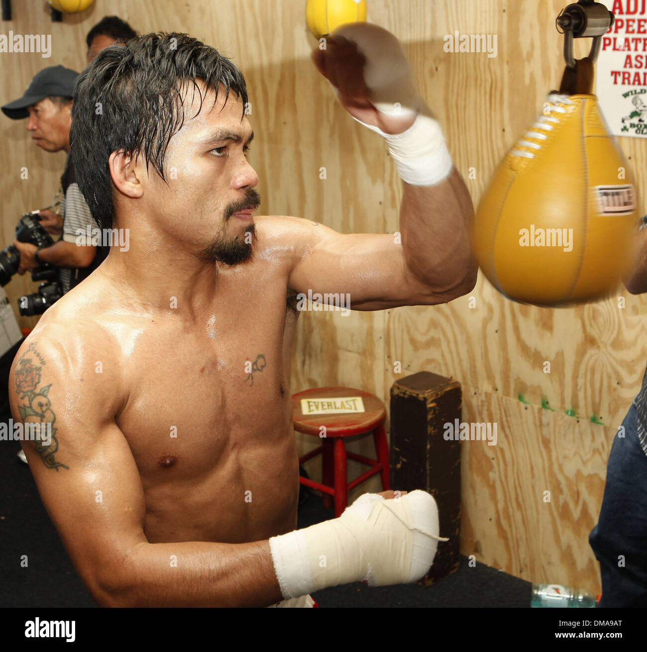 Nov 04, 2009 - Hollywood, California, USA - Six-Time World Champion ...