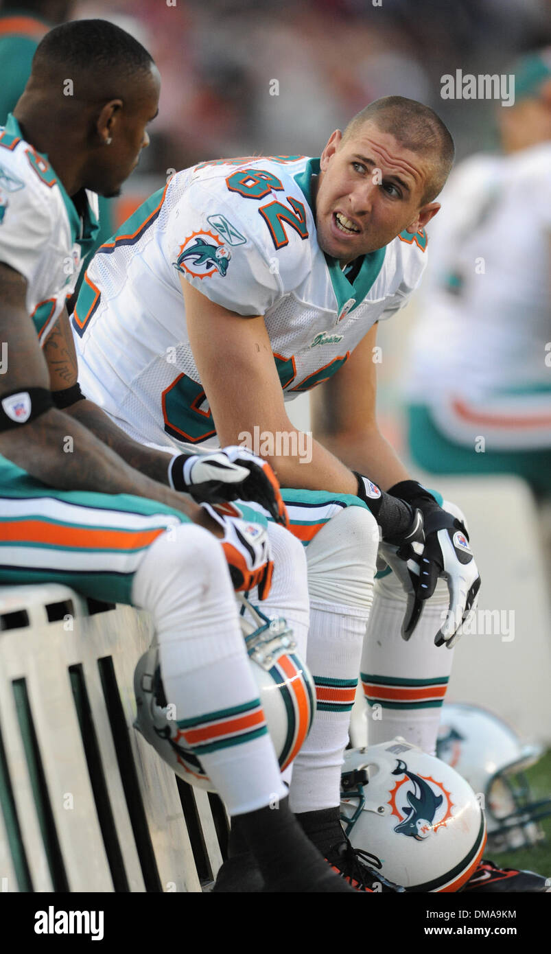 Brian hartline dolphins hi-res stock photography and images - Alamy