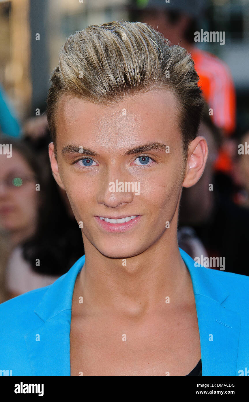 Harry Derbridge 'Keith Lemon Film' World premiere held at Odeon West ...