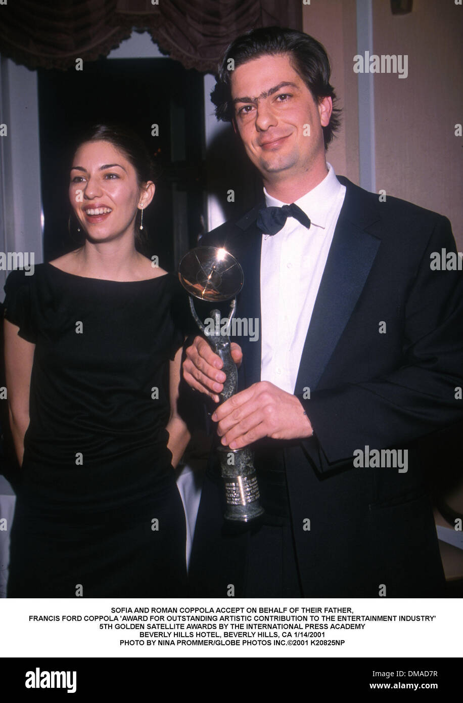 Jan. 14, 2001 - SOFIA AND ROMAN COPPOLA ACCEPT ON BEHALF OF THEIR ...