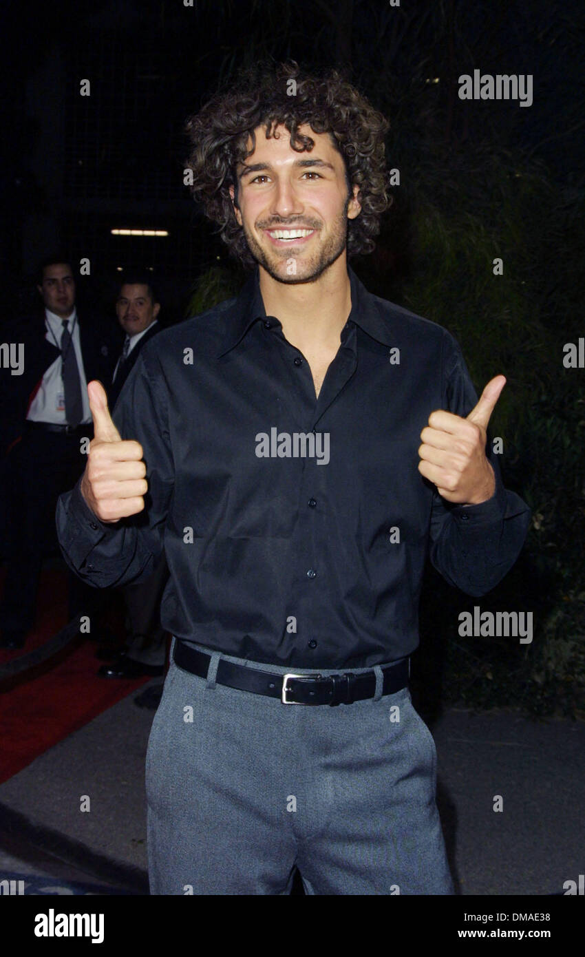 Ethan Zohn Survivor High Resolution Stock Photography and Images - Alamy