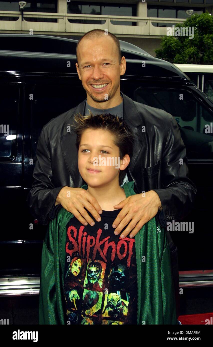 June 10 2002 Hollywood California Usa Donnie Wahlberg And His