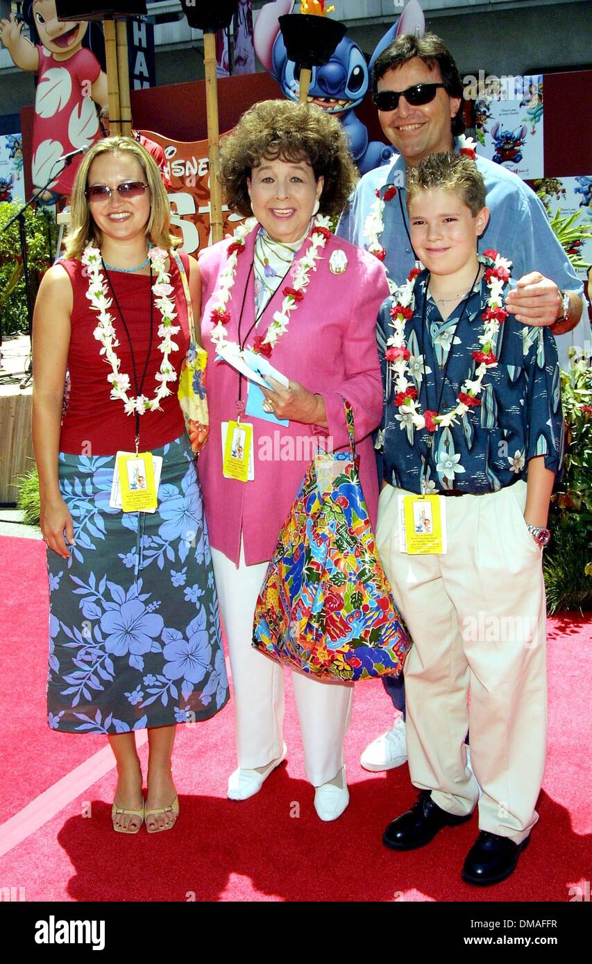 June 17, 2002 - Hollywood, CALIFORNIA, USA - JANE WITHERS AND FAMILY ...