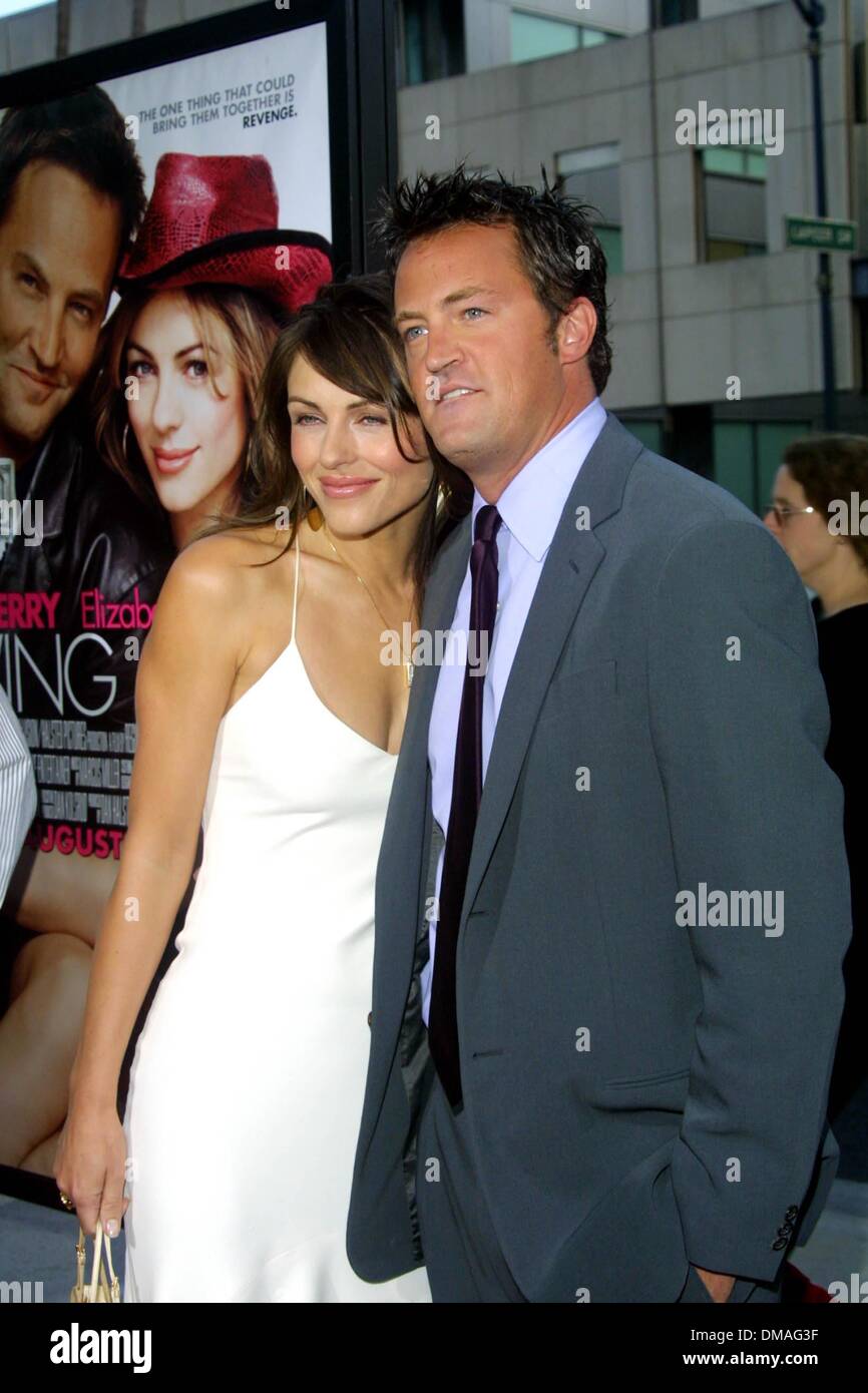 Elizabeth hurley matthew perry hi-res stock photography and images - Alamy
