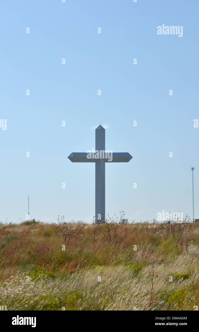Largest cross hi-res stock photography and images - Alamy