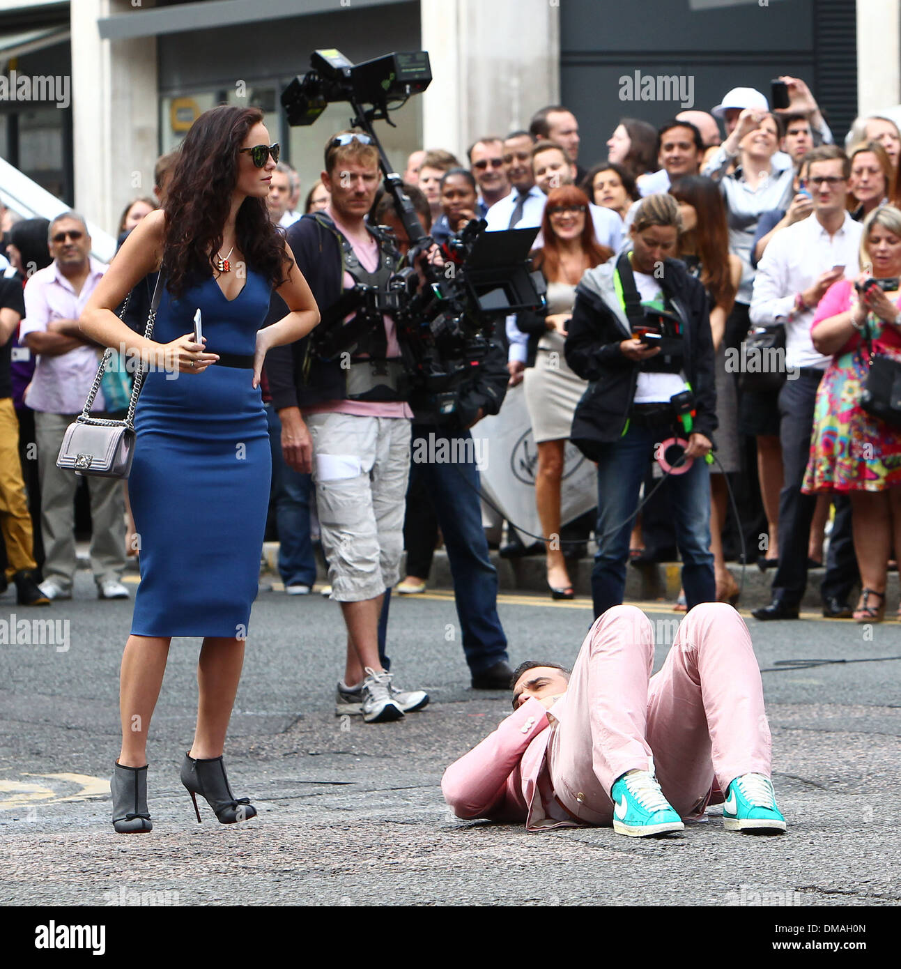 Robbie williams and kaya scodelario hi-res stock photography and images ...