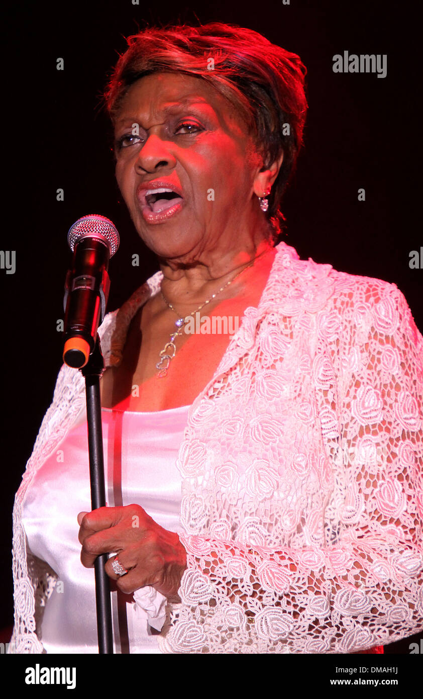 Cissy houston hi-res stock photography and images - Alamy