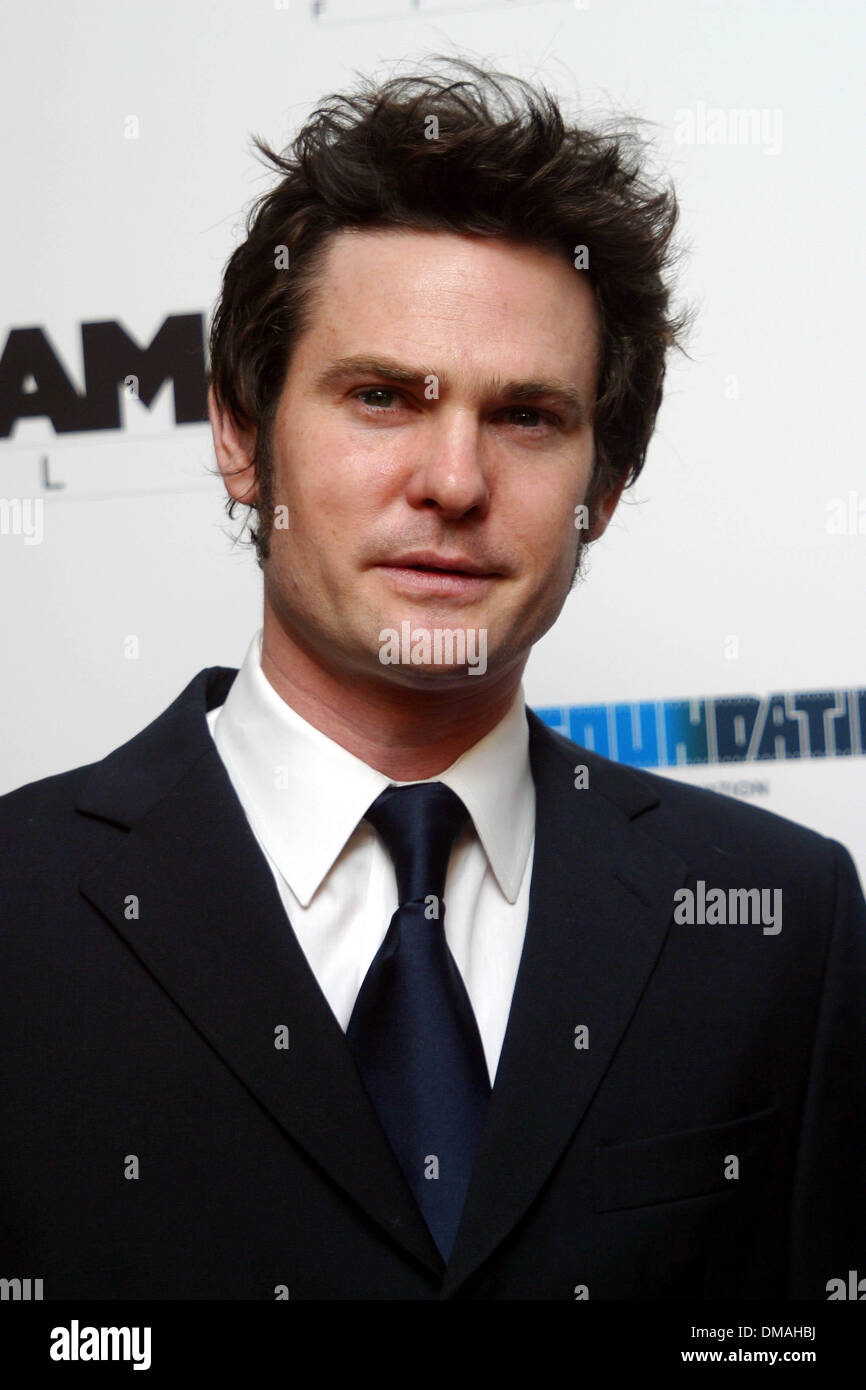 Dec. 18, 2002 - Los Angeles, CALIFORNIA, USA - HENRY THOMAS -..'GANGS ...