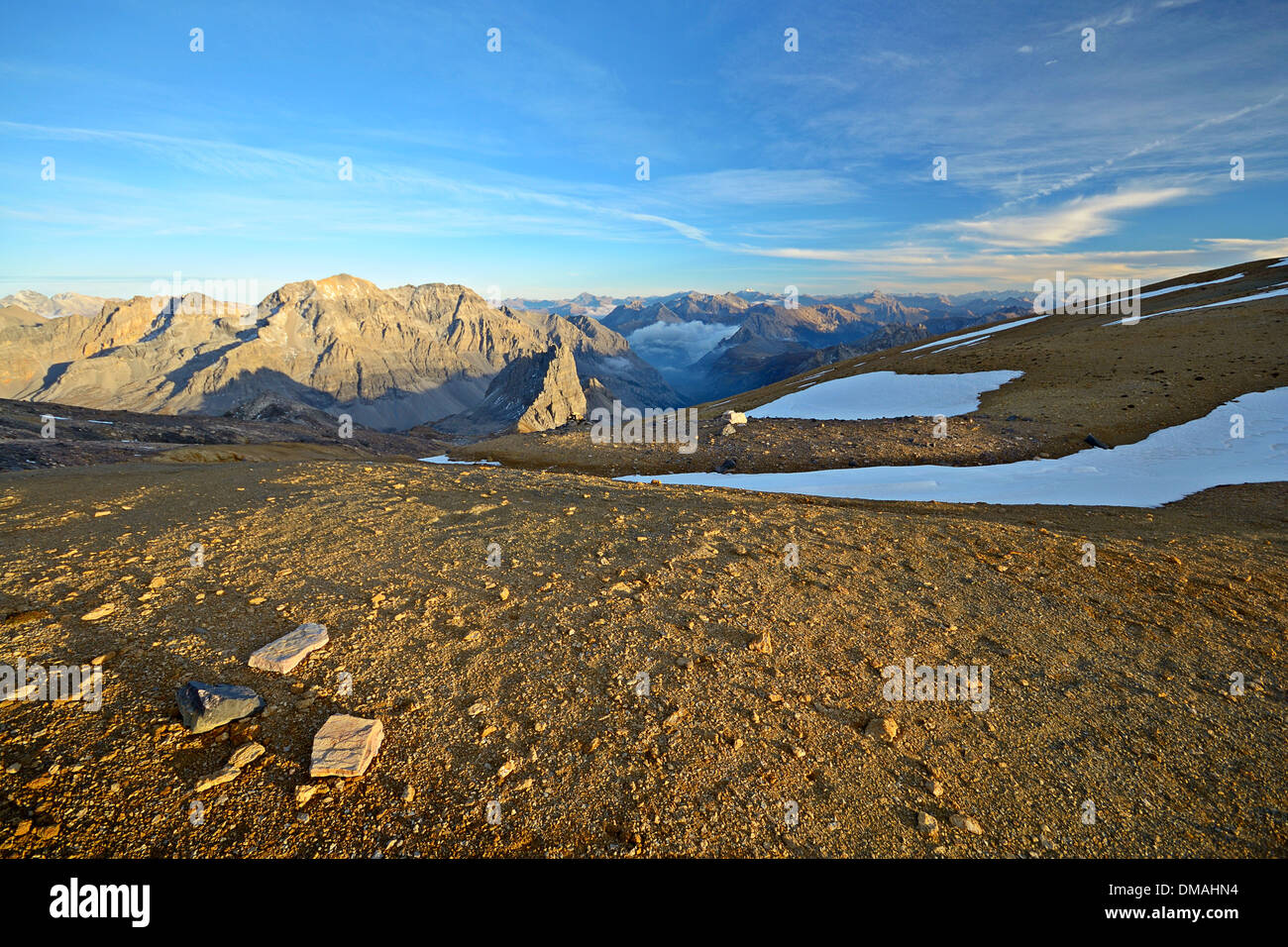 Summit World 3000 High Resolution Stock Photography and Images - Alamy