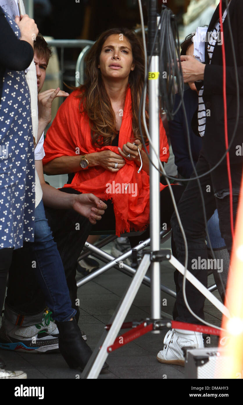 Ayda Field Robbie Williams films scenes for his new video in ...