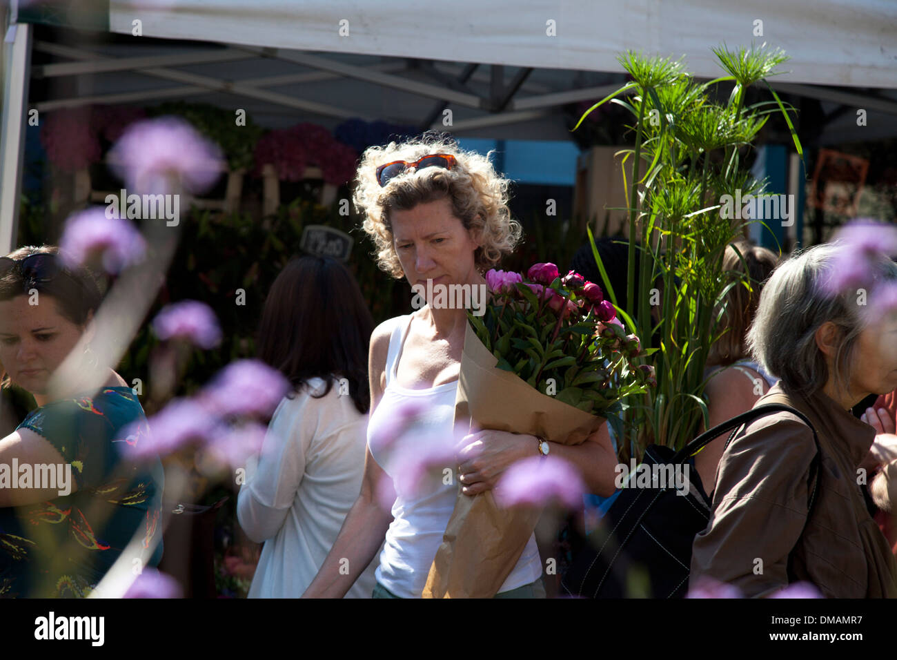 Columbia Road flower market, east London Stock Photo - Alamy