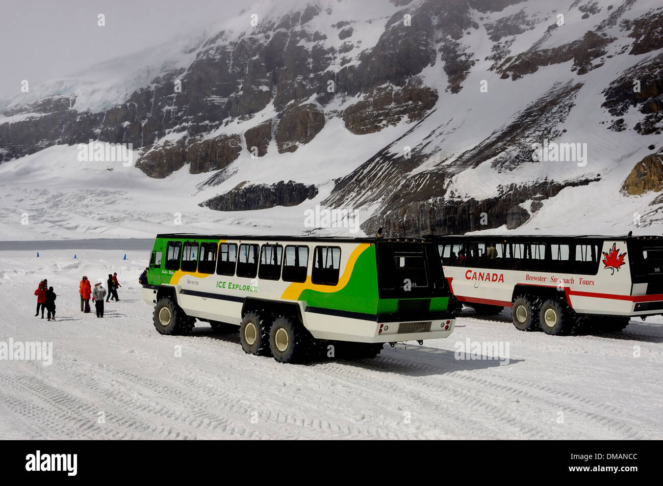 Glacier ice explorer bus hi-res stock photography and images - Alamy