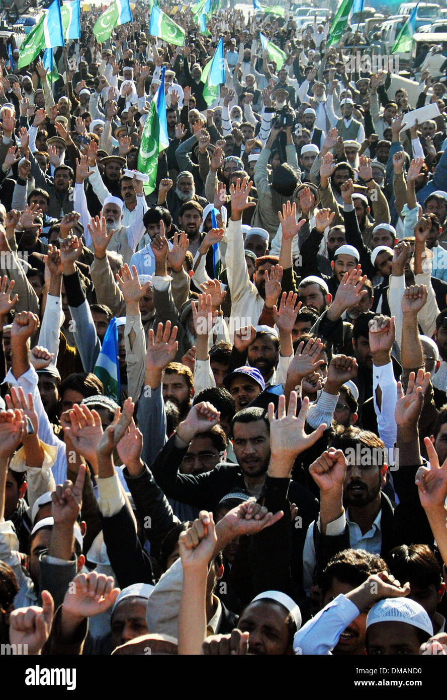 Lahore pakistan 13th dec 2013 hi-res stock photography and images - Alamy