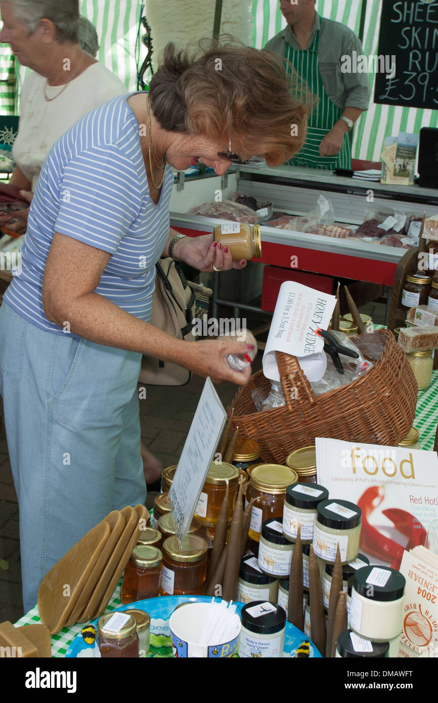 Kingsbridge market hi-res stock photography and images - Alamy