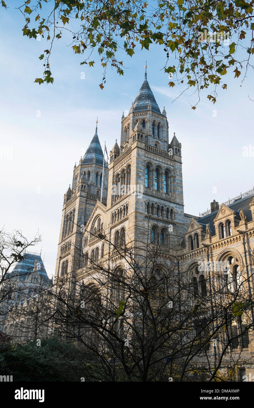 London museums hi-res stock photography and images - Alamy