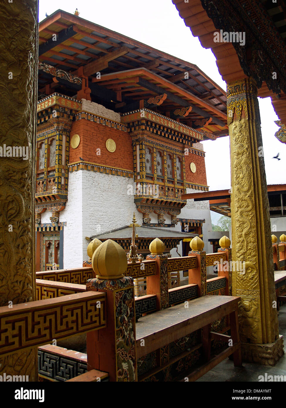 he interior courtyard of the Punakha Dzong,Bhutan Stock Photo - Alamy