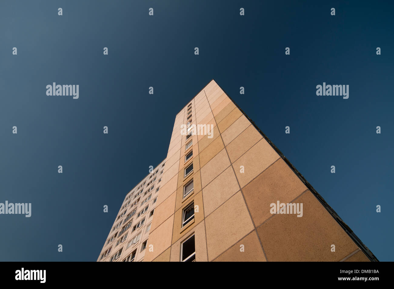 Prefabricated tower block hi-res stock photography and images - Alamy