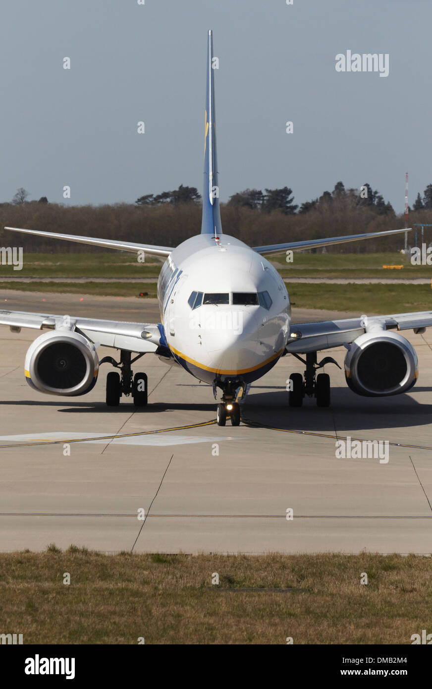 Boeing 737 cabin hi-res stock photography and images - Alamy