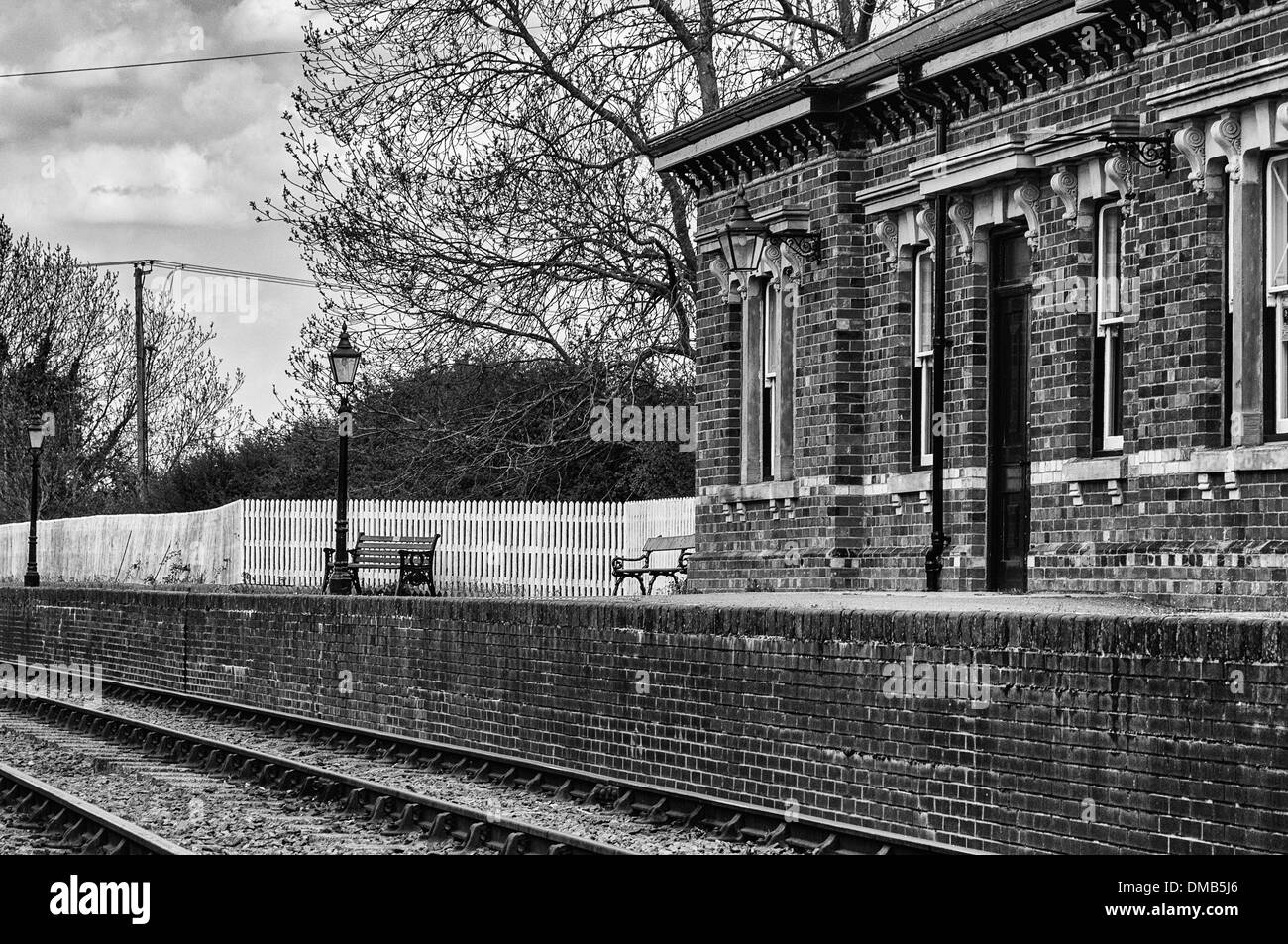 B&W photo of Shenton Railway Station on the Battlefield Heritage ...