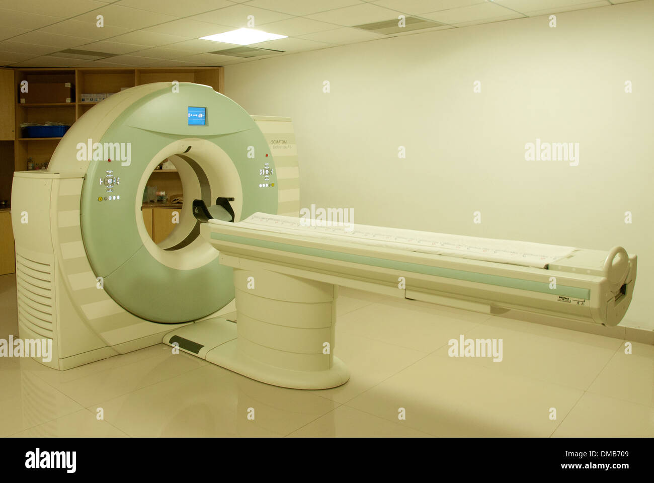 Multiple sclerosis mri scan hi-res stock photography and images - Alamy