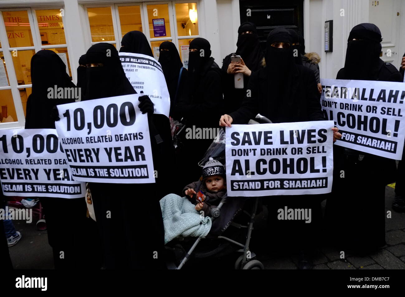 Uk abdul rahman hi-res stock photography and images - Alamy