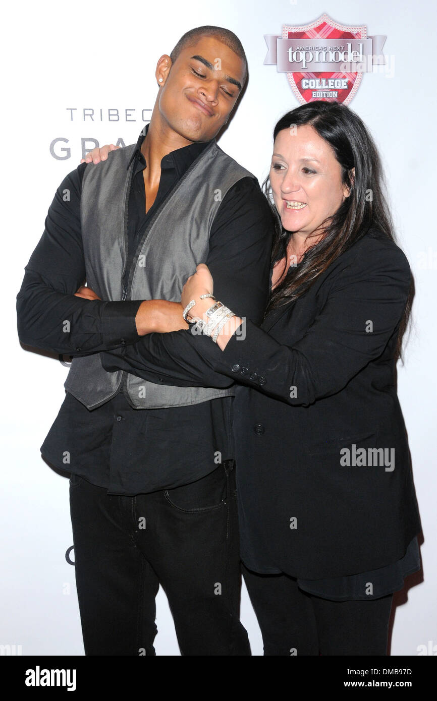 Rob Evans Model Smile