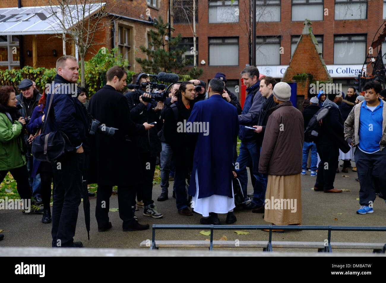 Muslim extremist march brick lane hi-res stock photography and images ...