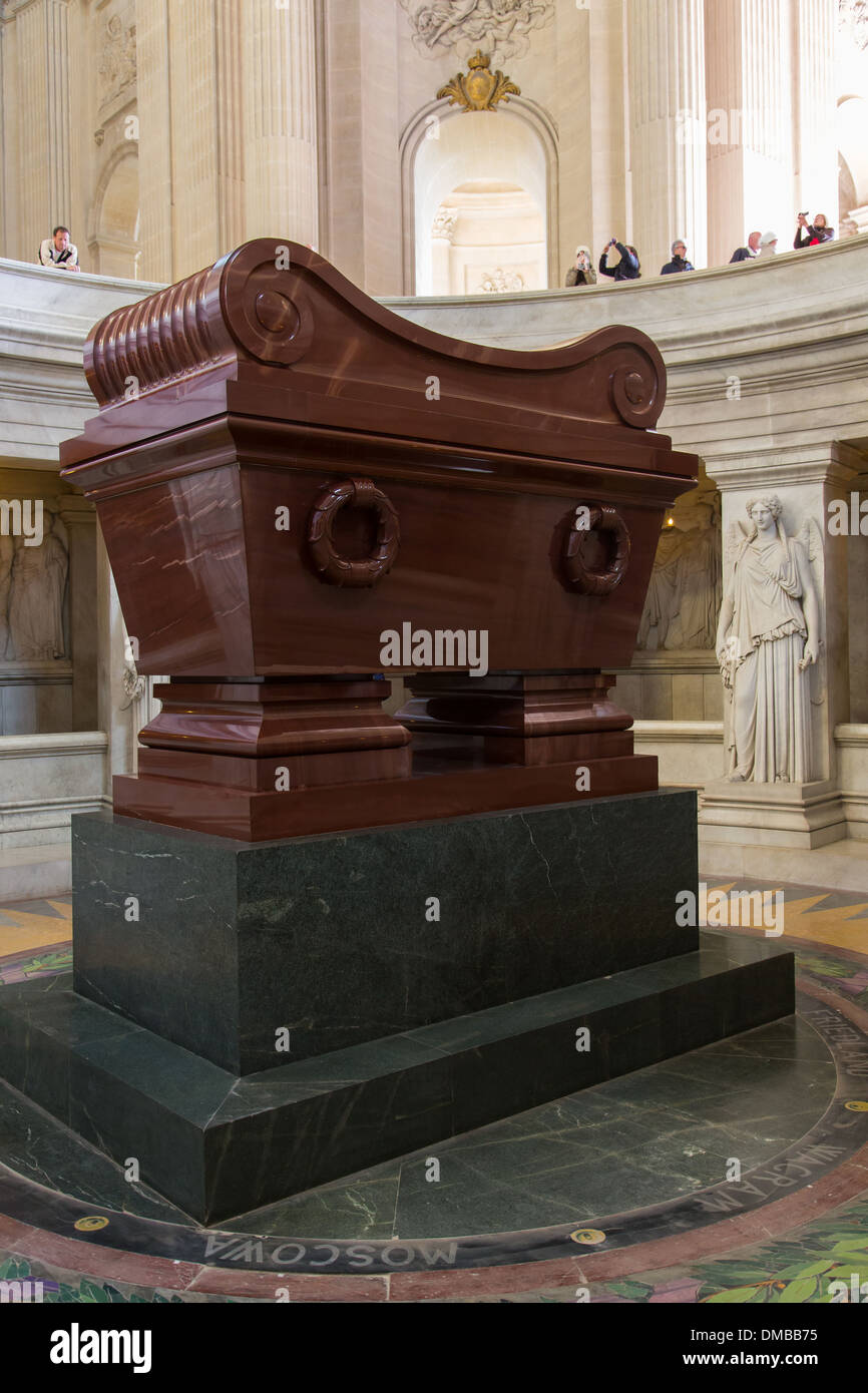 Napoleon grave hi-res stock photography and images - Alamy