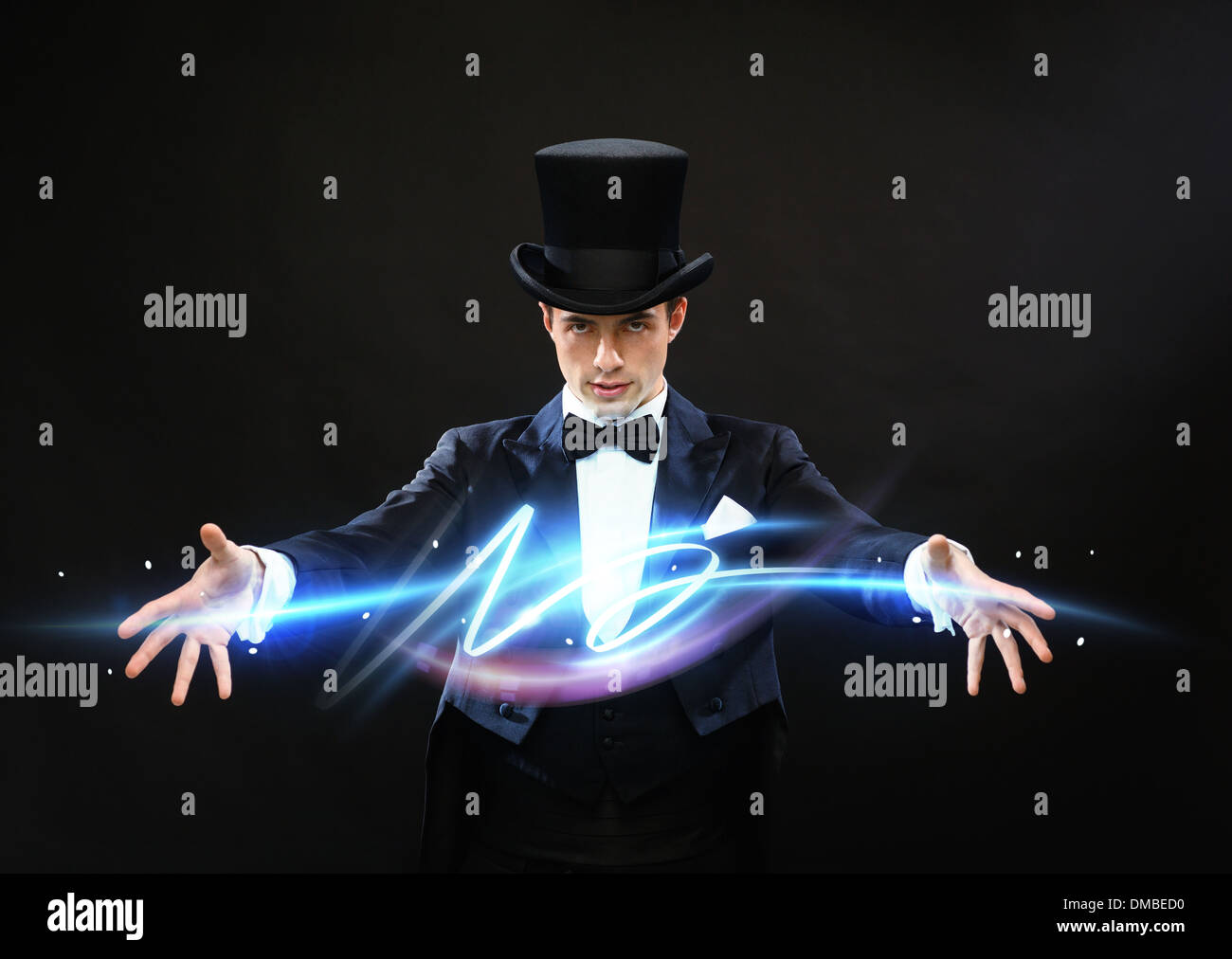 Illusionist showing tricks with hat hi-res stock photography and images ...