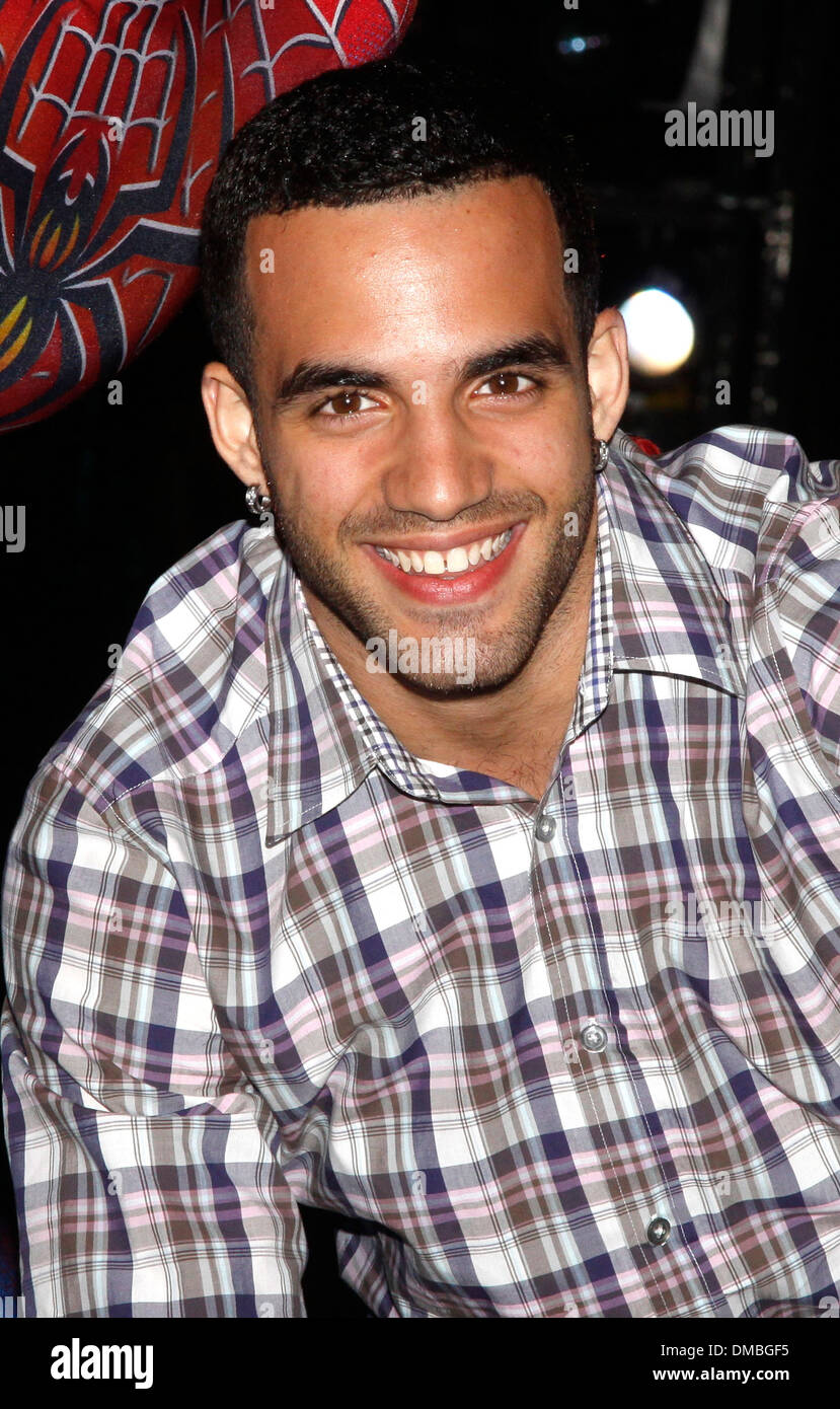 Olympian Danell Leyva meets cast of Broadway musical 'Spider-Man Turn ...