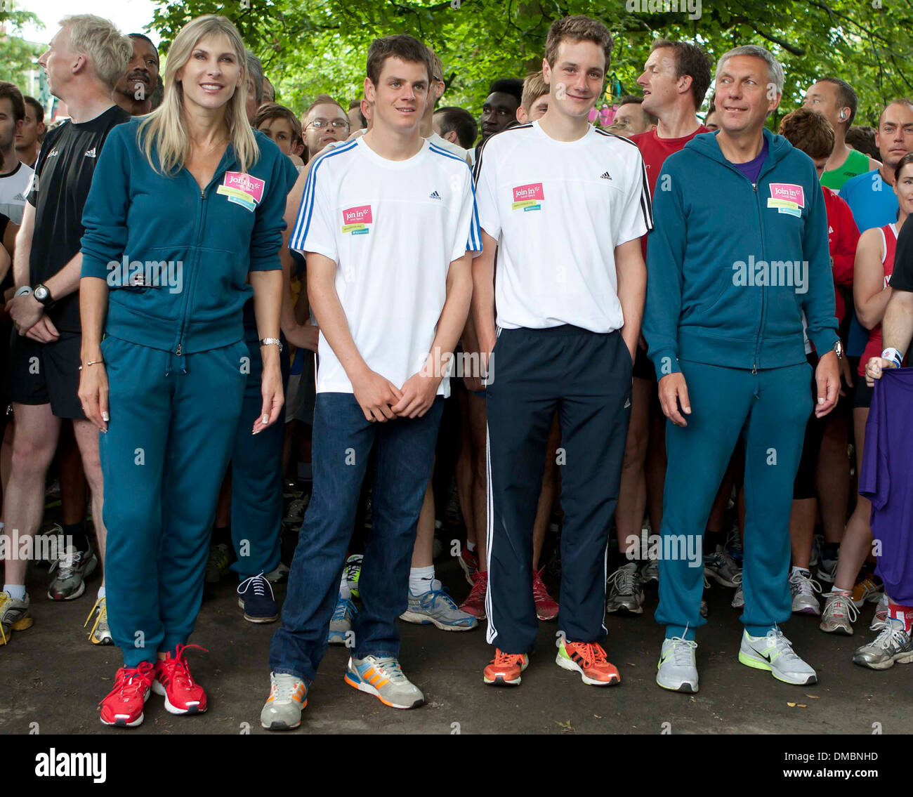 Sharon Davis Jonathan Brownlee and Alistair Brownlee Leeds parkrun for ...