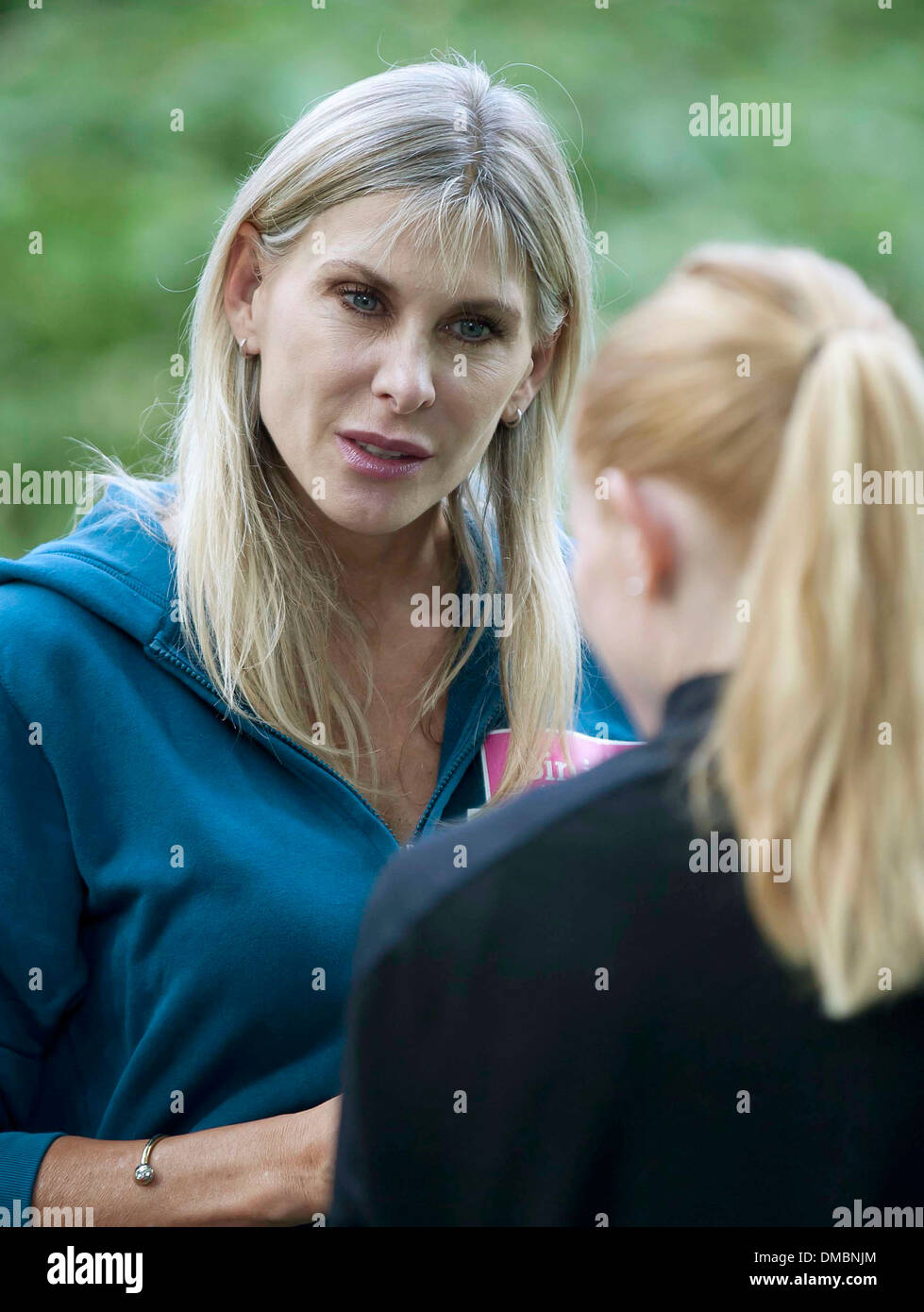 Sharon Davis Leeds parkrun for 'Join In Local Sport' at Woodhouse Moor ...